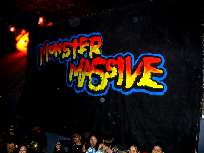 rave ravers monster massive 2005 pictures pics pix so cal go ventures